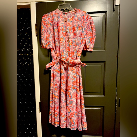 California Looks | Dresses | Vintage California Looks Floral Dress ...
